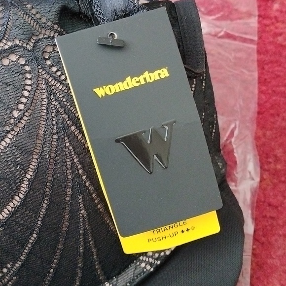 Wonderbra | Intimates & Sleepwear | Wonderbra Womens Refined Glamour ...